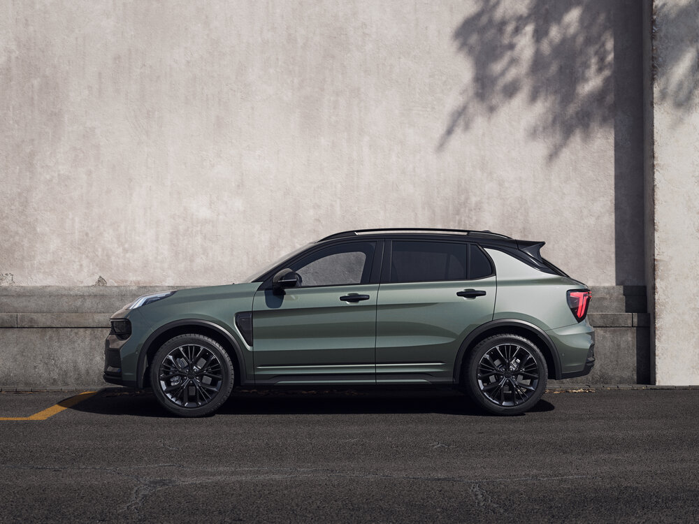 La nouvelle version de la Lynk & Co 01 hybride rechargeable désormais accessible à la vente ...